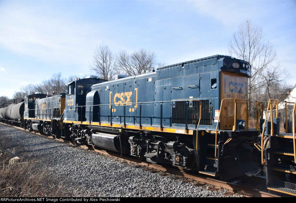 CSX 1223